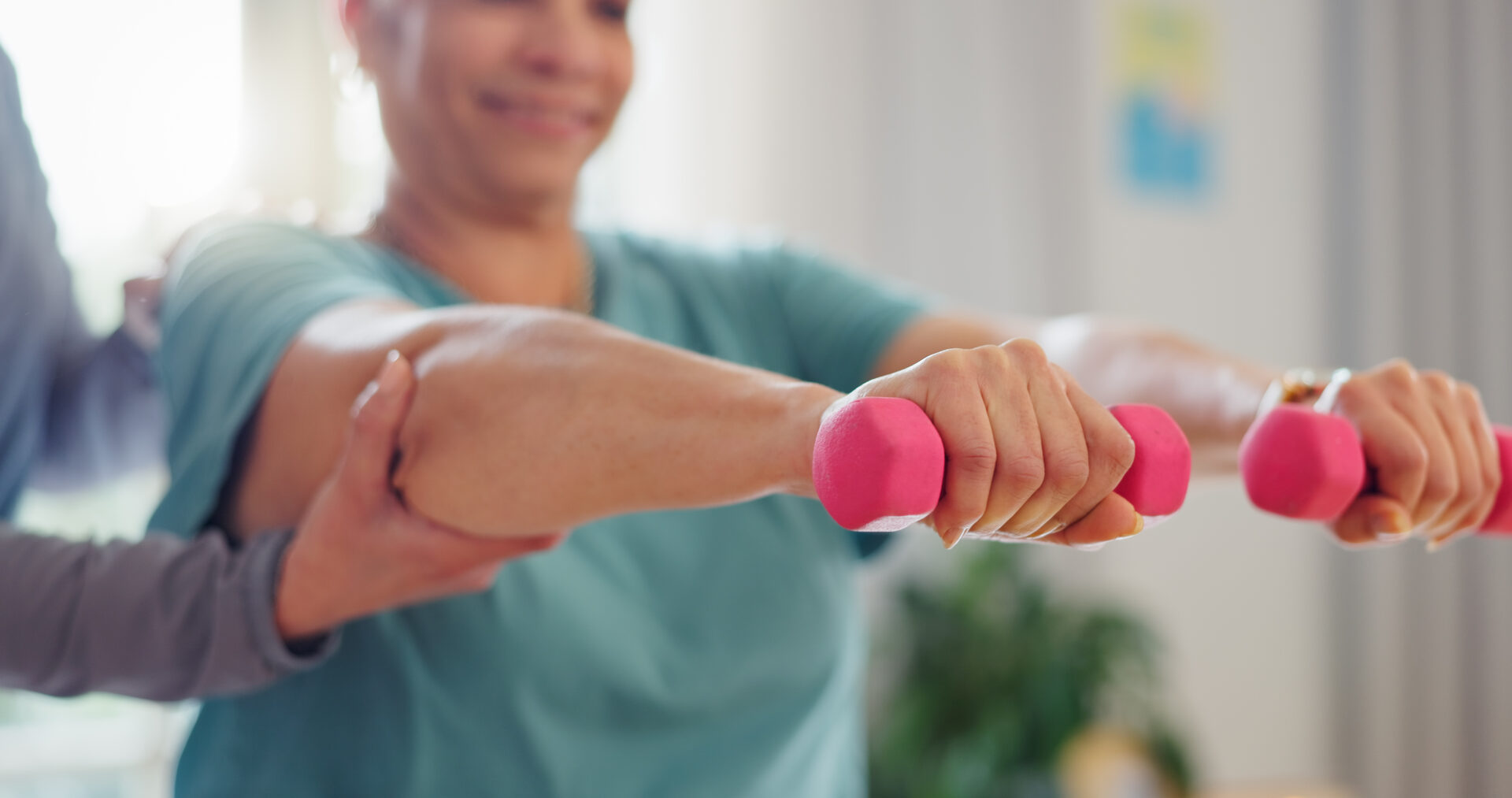 Anatomic vs. Reverse Shoulder Arthroplasty: Which Shoulder Replacement ...